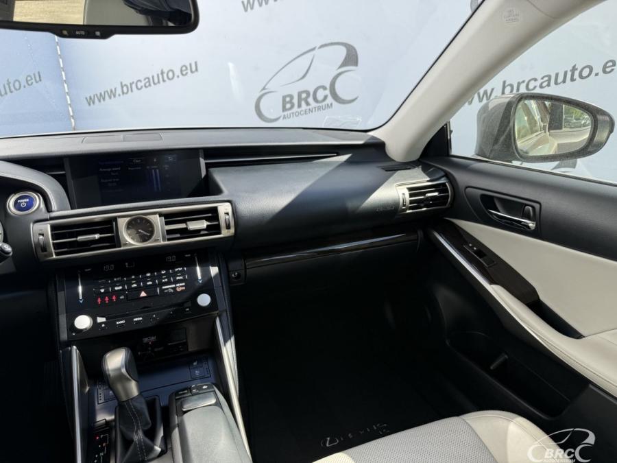 Lexus LS 300h 2014 Klaipėda, ar dzinēja tilpumu 2.49 L un nobraukumu 138 tūkst. km par 15900 €, foto 6 vietnē AUTOMOTO.COM.LV
