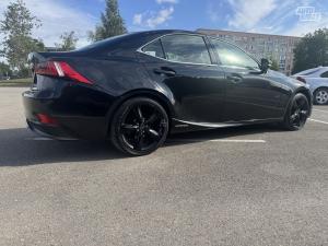 Lexus LS 300h 2016 in Siauliai, with an engine capacity of 2.50 L and mileage of 193 thousand km for 14900 €, photo 6 on AUTOMOTO.COM.LV
