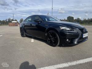 Lexus LS 300h 2016 in Siauliai, with an engine capacity of 2.50 L and mileage of 193 thousand km for 14900 €, photo 7 on AUTOMOTO.COM.LV