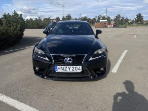 Lexus LS 300h 2016 in Siauliai, with an engine capacity of 2.50 L and mileage of 193 thousand km for 14900 €, photo 8 on AUTOMOTO.COM.LV