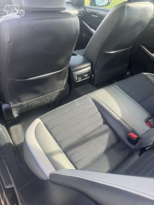 Lexus LS 300h 2016 in Siauliai, with an engine capacity of 2.50 L and mileage of 193 thousand km for 14900 €, photo 10 on AUTOMOTO.COM.LV