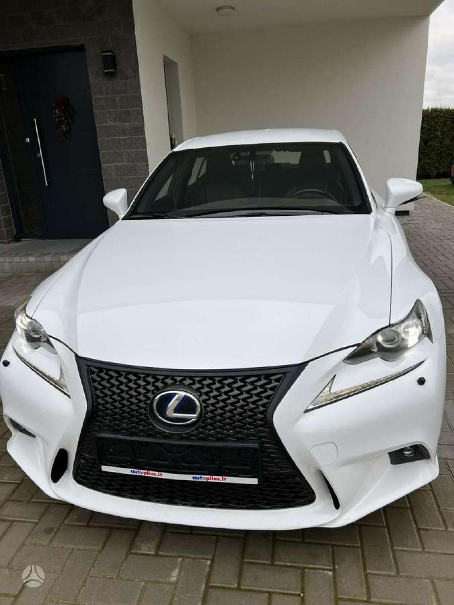 Balts Lexus LS 300h 2013 Alīta, ar dzinēja tilpumu 2.50 L un nobraukumu 238 tūkst. km par 13790 €, foto 3 vietnē AUTOMOTO.COM.LV