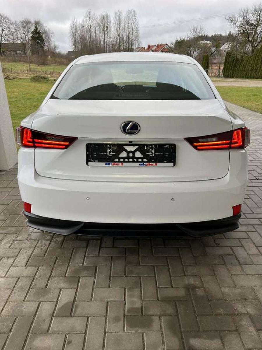 Balts Lexus LS 300h 2013 Alīta, ar dzinēja tilpumu 2.50 L un nobraukumu 238 tūkst. km par 13790 €, foto 9 vietnē AUTOMOTO.COM.LV
