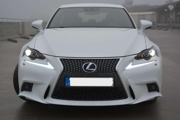 White Lexus LS 300h 2013 in Vilnius, with an engine capacity of 2.50 L and mileage of 171 thousand km for 13500 €, photo 7 on AUTOMOTO.COM.LV