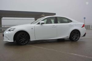 Balts Lexus LS 300h 2013 Viļņa, ar dzinēja tilpumu 2.50 L un nobraukumu 171 tūkst. km par 13500 €, foto 16 vietnē AUTOMOTO.COM.LV