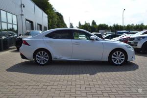 Balts Lexus LS 300h 2013 Viļņa, ar dzinēja tilpumu 2.49 L un nobraukumu 261 tūkst. km par 14000 €, foto 13 vietnē AUTOMOTO.COM.LV