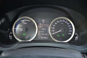 Balts Lexus LS 300h 2013 Viļņa, ar dzinēja tilpumu 2.49 L un nobraukumu 261 tūkst. km par 14000 €, foto 42 vietnē AUTOMOTO.COM.LV