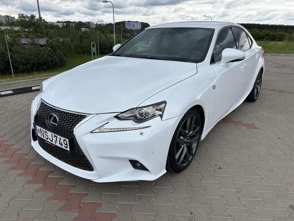 Balts Lexus LS 300h 2013 Viļņa, ar dzinēja tilpumu 0.00 L un nobraukumu 95 tūkst. km par 14900 €, foto 2 vietnē AUTOMOTO.COM.LV