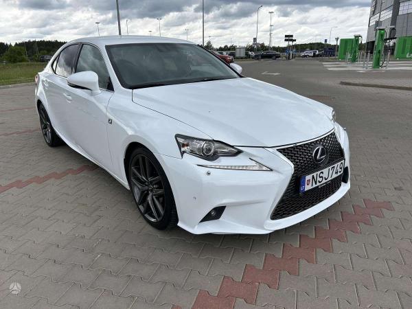Balts Lexus LS 300h 2013 Viļņa, ar dzinēja tilpumu 0.00 L un nobraukumu 95 tūkst. km par 14900 €, foto 3 vietnē AUTOMOTO.COM.LV