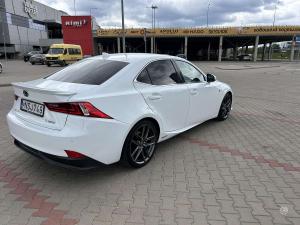 White Lexus LS 300h 2013 in Vilnius, with an engine capacity of 0.00 L and mileage of 95 thousand km for 14900 €, photo 6 on AUTOMOTO.COM.LV