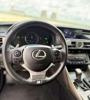 White Lexus LS 300h 2013 in Vilnius, with an engine capacity of 2.50 L and mileage of 94 thousand km for 13900 €, photo 19 on AUTOMOTO.COM.LV