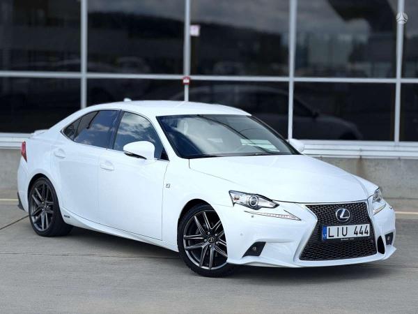Balts Lexus LS 300h 2013 Viļņa, ar dzinēja tilpumu 2.50 L un nobraukumu 94 tūkst. km par 14000 €, foto 2 vietnē AUTOMOTO.COM.LV