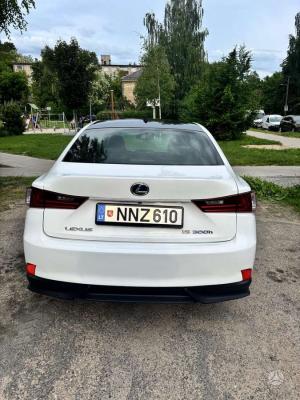 Balts Lexus LS 300h 2014 Viļņa, ar dzinēja tilpumu 2.49 L un nobraukumu 330 tūkst. km par 10800 €, foto 7 vietnē AUTOMOTO.COM.LV