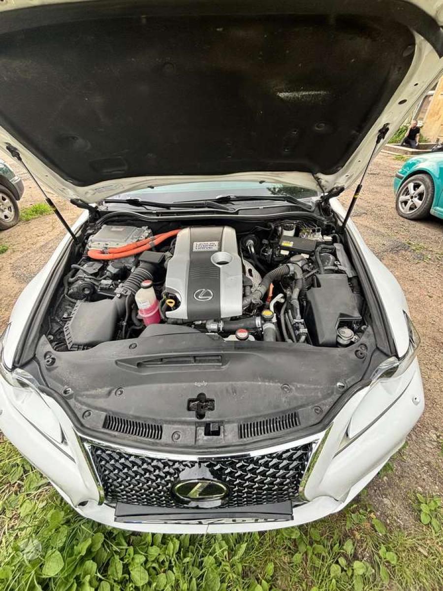 Balts Lexus LS 300h 2014 Viļņa, ar dzinēja tilpumu 2.49 L un nobraukumu 330 tūkst. km par 10800 €, foto 8 vietnē AUTOMOTO.COM.LV