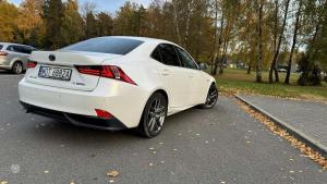 Balts Lexus LS 300h 2015 Viļņa, ar dzinēja tilpumu 2.50 L un nobraukumu 176 tūkst. km par 12600 €, foto 4 vietnē AUTOMOTO.COM.LV