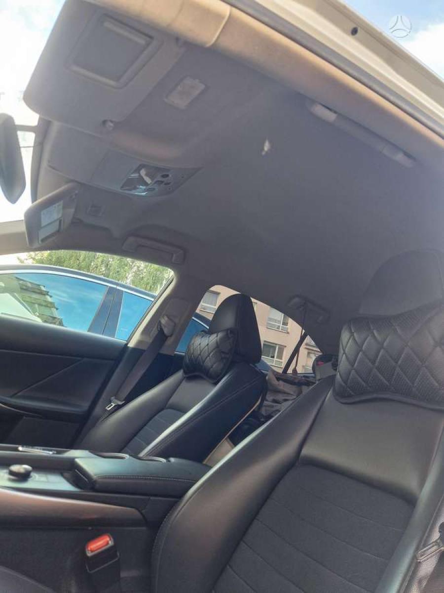 White Lexus LS 300h 2016 in Vilnius, with an engine capacity of 3.00 L and mileage of 245 thousand km for 13800 €, photo 14 on AUTOMOTO.COM.LV