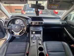 White Lexus LS 300h 2016 in Vilnius, with an engine capacity of 3.00 L and mileage of 245 thousand km for 13800 €, photo 15 on AUTOMOTO.COM.LV