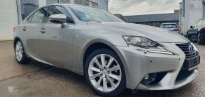 Yellow Lexus LS 300h 2015 in Kaunas, with an engine capacity of 2.50 L and mileage of 270 thousand km for 12499 €, photo 9 on AUTOMOTO.COM.LV
