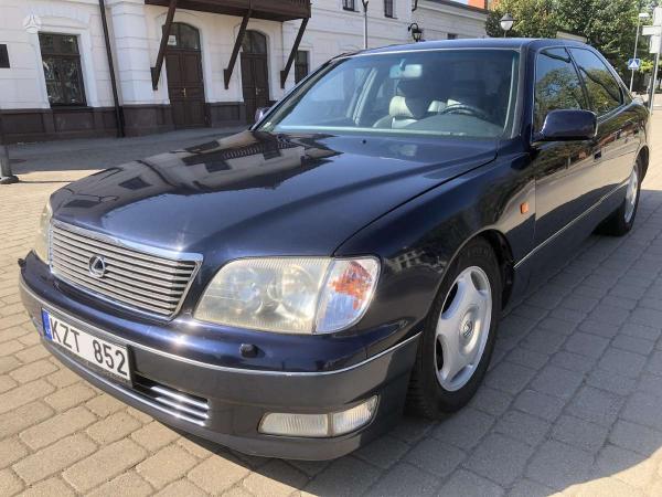 Zils Lexus LS 400 1999 Viļņa, ar dzinēja tilpumu 4.00 L un nobraukumu 478 tūkst. km par 6700 €, foto 6 vietnē AUTOMOTO.COM.LV