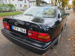 Zaļš Lexus LS 400 1997 Alīta, ar dzinēja tilpumu 4.00 L un nobraukumu 414 tūkst. km par 1950 €, foto 4 vietnē AUTOMOTO.COM.LV