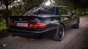 Lexus LS 400 1992 Kauņa, ar dzinēja tilpumu 3.97 L un nobraukumu 300 tūkst. km par 9500 €, foto 3 vietnē AUTOMOTO.COM.LV