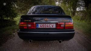 Lexus LS 400 1992 Kauņa, ar dzinēja tilpumu 3.97 L un nobraukumu 300 tūkst. km par 9500 €, foto 4 vietnē AUTOMOTO.COM.LV