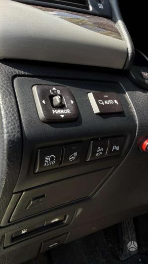 Black Lexus LS 460 2014 in Vilnius, with an engine capacity of 4.60 L and mileage of 220 thousand km for 8400 €, photo 14 on AUTOMOTO.COM.LV