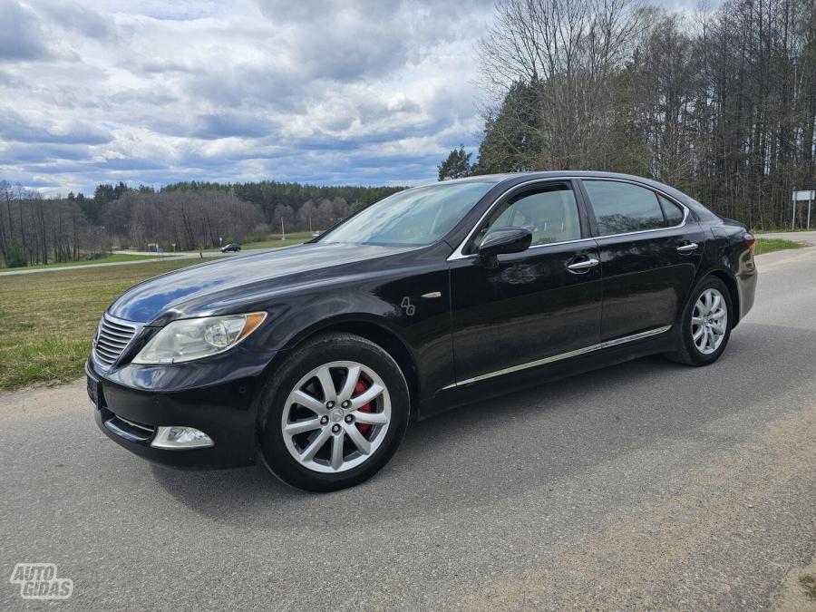 Melns Lexus LS 460 2008 Viļņa, ar dzinēja tilpumu 4.60 L un nobraukumu 285 tūkst. km par 3400 €, foto 5 vietnē AUTOMOTO.COM.LV