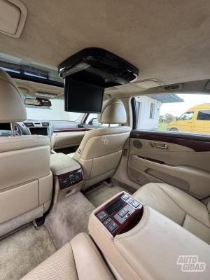 Черный Лексус LS 460 2008 в Вильнюс, объемом двигателя 4.60 л и пробегом 280 тыс. км за 2500 €, фото 10 на AUTOMOTO.COM.LV