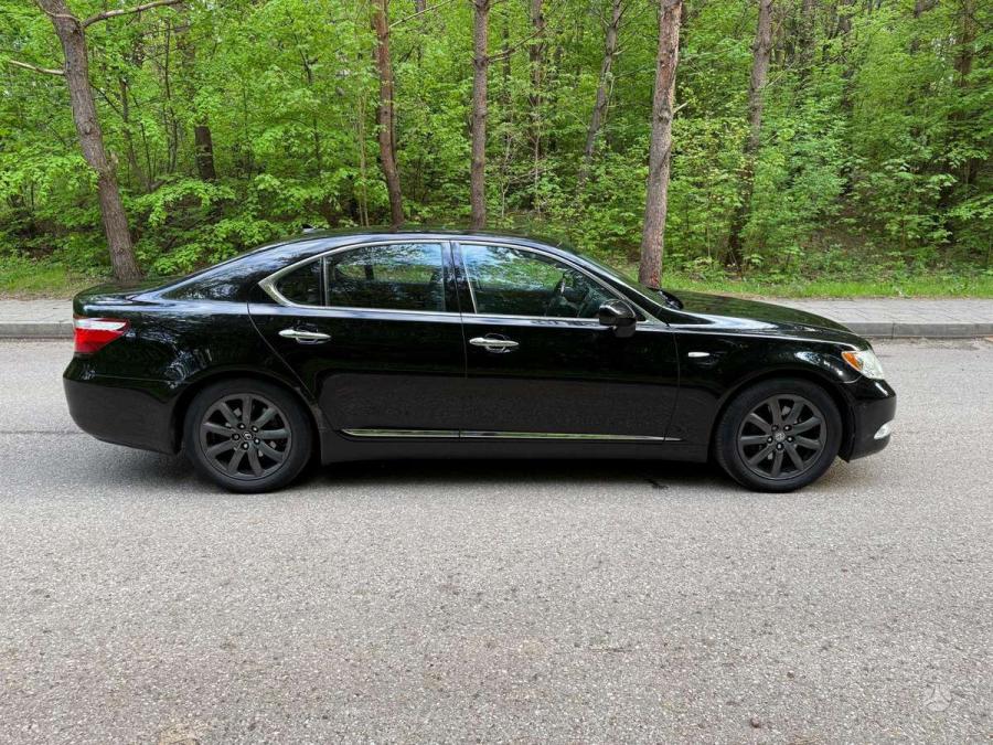 Melns Lexus LS 460 2008 Viļņa, ar dzinēja tilpumu 4.61 L un nobraukumu 217 tūkst. km par 6999 €, foto 6 vietnē AUTOMOTO.COM.LV