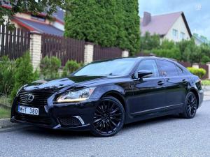 Черный Лексус LS 460 2015 в Вильнюс, объемом двигателя 4.61 л и пробегом 230 тыс. км за 11850 €, фото 3 на AUTOMOTO.COM.LV