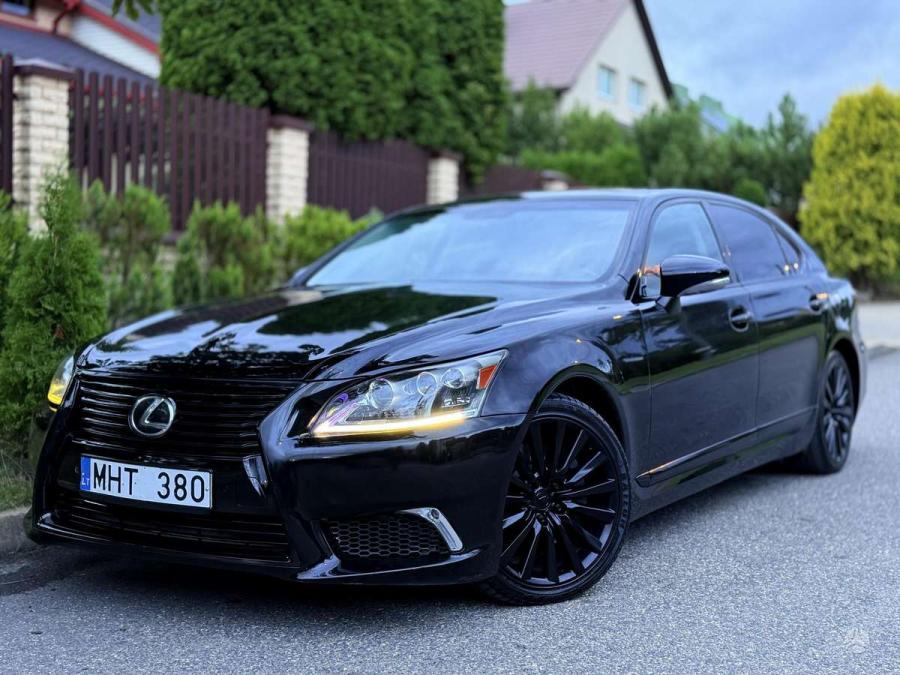 Черный Лексус LS 460 2015 в Вильнюс, объемом двигателя 4.61 л и пробегом 230 тыс. км за 11850 €, фото 4 на AUTOMOTO.COM.LV