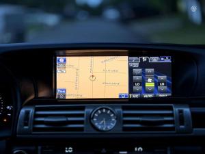 Черный Лексус LS 460 2015 в Вильнюс, объемом двигателя 4.61 л и пробегом 230 тыс. км за 11850 €, фото 53 на AUTOMOTO.COM.LV