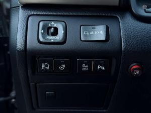 Черный Лексус LS 460 2015 в Вильнюс, объемом двигателя 4.61 л и пробегом 230 тыс. км за 11850 €, фото 54 на AUTOMOTO.COM.LV