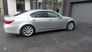 Pelēks Lexus LS 460 2007 Kauņa, ar dzinēja tilpumu 4.61 L un nobraukumu 243 tūkst. km par 8900 €, foto 4 vietnē AUTOMOTO.COM.LV