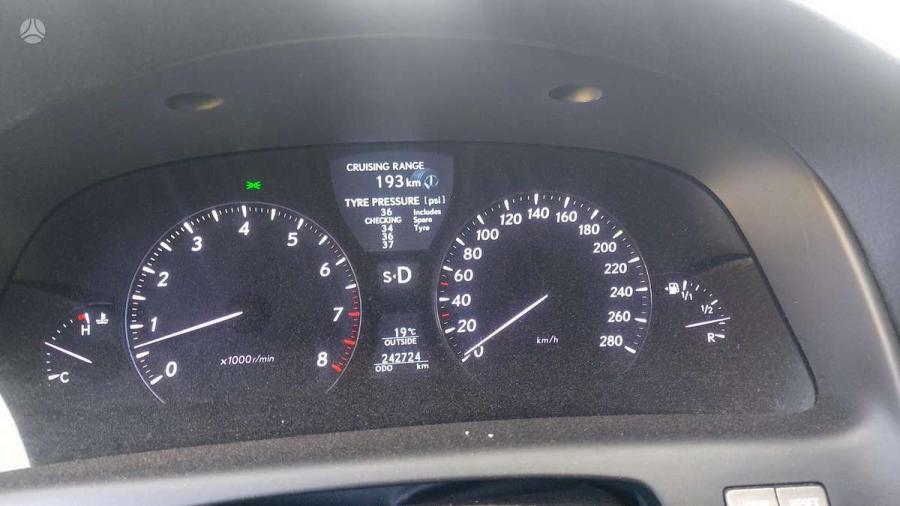 Pelēks Lexus LS 460 2007 Kauņa, ar dzinēja tilpumu 4.61 L un nobraukumu 243 tūkst. km par 8900 €, foto 17 vietnē AUTOMOTO.COM.LV