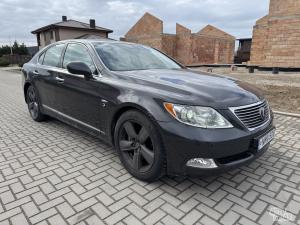 Lexus LS 460 2007 in Klaipeda, with an engine capacity of 4.60 L and mileage of 352 thousand km for 9500 €, photo 4 on AUTOMOTO.COM.LV