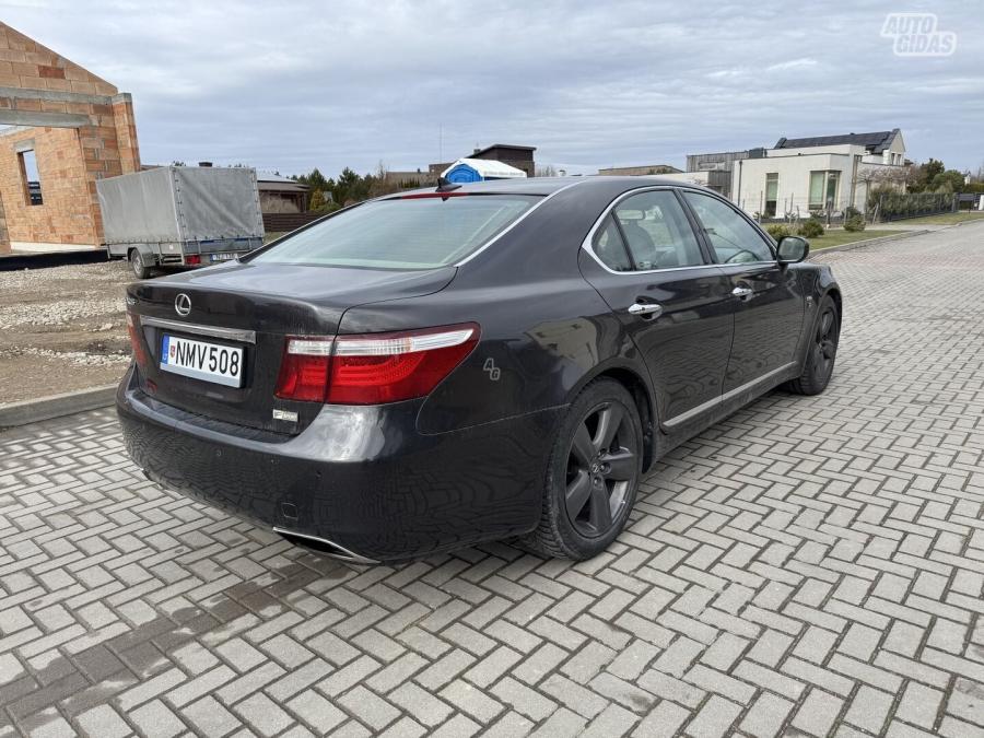 Lexus LS 460 2007 Klaipėda, ar dzinēja tilpumu 4.60 L un nobraukumu 346 tūkst. km par 9450 €, foto 6 vietnē AUTOMOTO.COM.LV