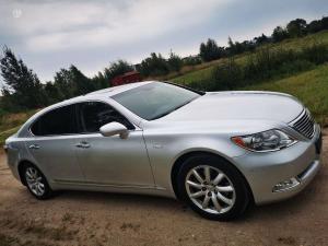Lexus LS 460 2007 Kauņa, ar dzinēja tilpumu 4.60 L un nobraukumu 270 tūkst. km par 4800 €, foto 4 vietnē AUTOMOTO.COM.LV