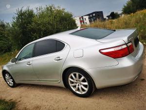 Lexus LS 460 2007 Kauņa, ar dzinēja tilpumu 4.60 L un nobraukumu 270 tūkst. km par 4800 €, foto 8 vietnē AUTOMOTO.COM.LV