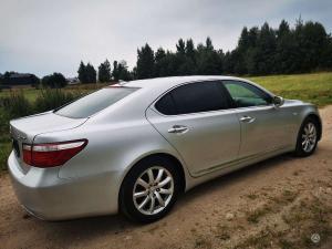 Lexus LS 460 2007 Kauņa, ar dzinēja tilpumu 4.60 L un nobraukumu 270 tūkst. km par 4800 €, foto 9 vietnē AUTOMOTO.COM.LV