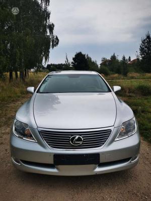 Lexus LS 460 2007 Kauņa, ar dzinēja tilpumu 4.60 L un nobraukumu 270 tūkst. km par 4800 €, foto 12 vietnē AUTOMOTO.COM.LV