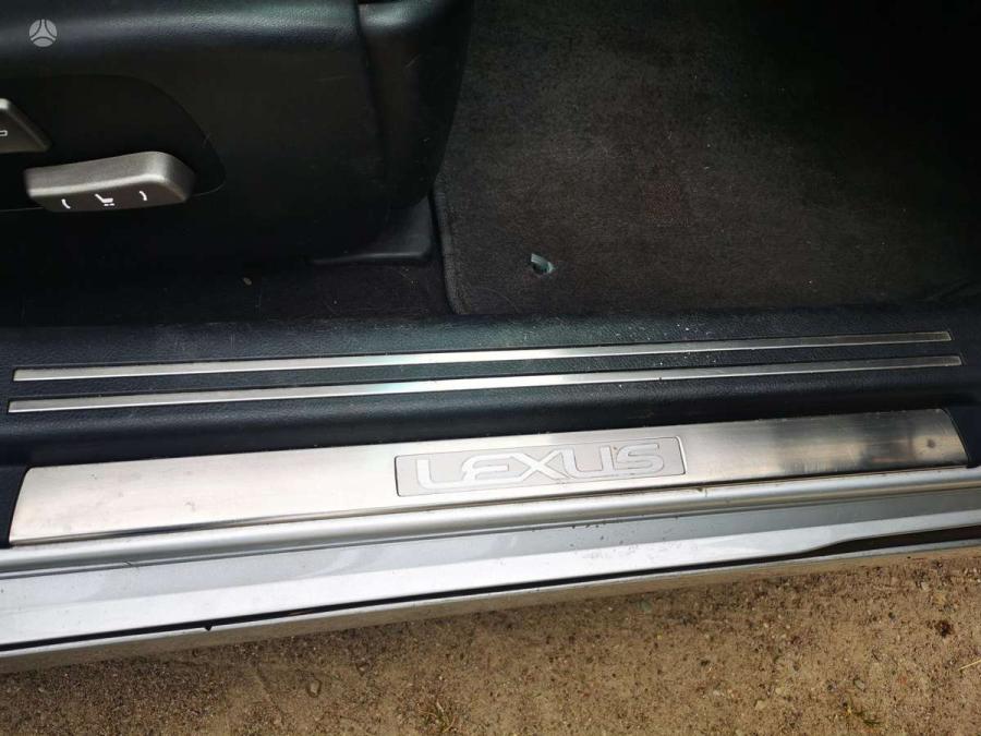 Lexus LS 460 2007 Kauņa, ar dzinēja tilpumu 4.60 L un nobraukumu 270 tūkst. km par 4800 €, foto 30 vietnē AUTOMOTO.COM.LV