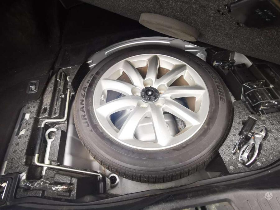 Lexus LS 460 2007 Kauņa, ar dzinēja tilpumu 4.60 L un nobraukumu 270 tūkst. km par 4800 €, foto 32 vietnē AUTOMOTO.COM.LV