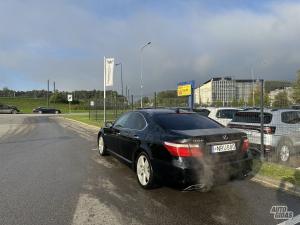 Lexus LS 460 2007 Viļņa, ar dzinēja tilpumu 4.60 L un nobraukumu 282 tūkst. km par 6000 €, foto 4 vietnē AUTOMOTO.COM.LV