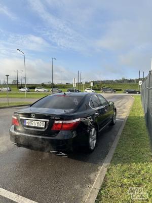 Lexus LS 460 2007 Viļņa, ar dzinēja tilpumu 4.60 L un nobraukumu 282 tūkst. km par 6000 €, foto 5 vietnē AUTOMOTO.COM.LV