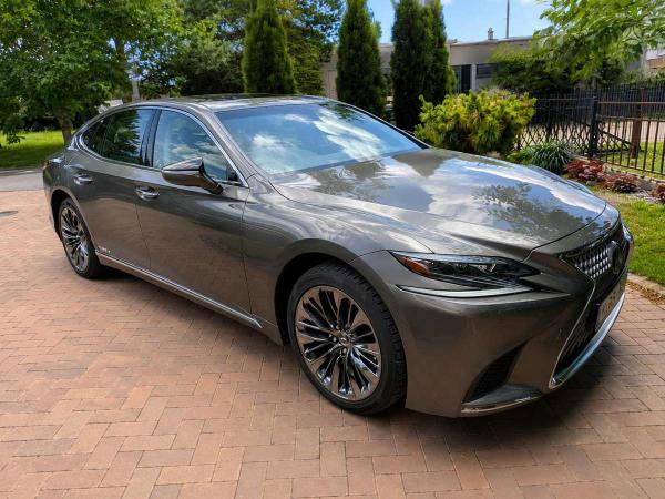 Grey Lexus LS 500h 2017 in Kaunas, with an engine capacity of 3.46 L and mileage of 185 thousand km for 36000 €, photo 8 on AUTOMOTO.COM.LV