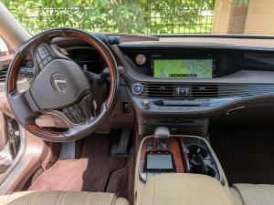 Серый Лексус LS 500h 2017 в Каунас, объемом двигателя 3.46 л и пробегом 185 тыс. км за 36000 €, фото 18 на AUTOMOTO.COM.LV