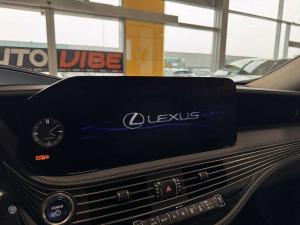 Grey Lexus LS 500h 2021 in Vilnius, with an engine capacity of 3.50 L and mileage of 115 thousand km for 63333 €, photo 37 on AUTOMOTO.COM.LV