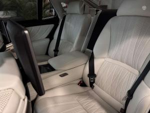 Pelēks Lexus LS 500h 2021 Viļņa, ar dzinēja tilpumu 3.50 L un nobraukumu 115 tūkst. km par 59989 €, foto 33 vietnē AUTOMOTO.COM.LV
